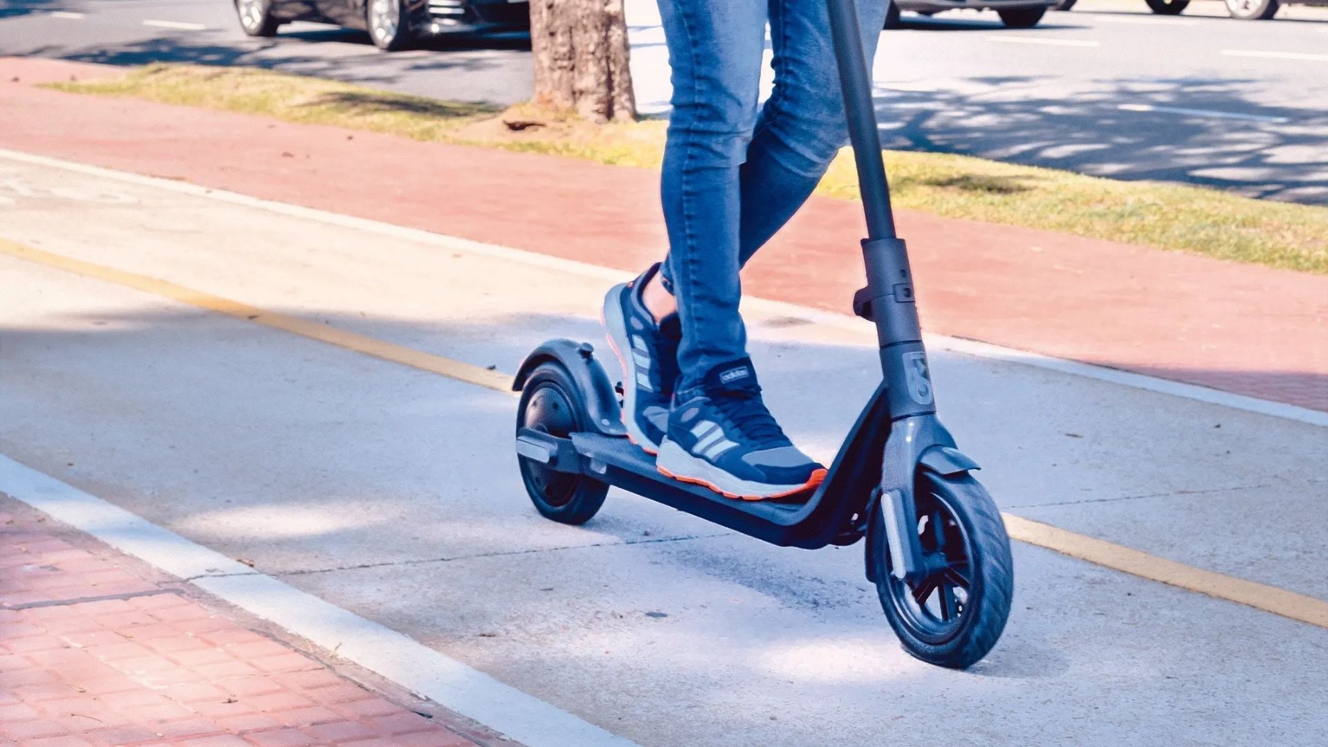 ¿Cómo usar los monopatines eléctricos de forma segura? - IMPULSO